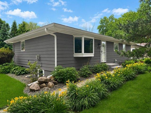 15725 2nd Ave N, Plymouth, MN 55447