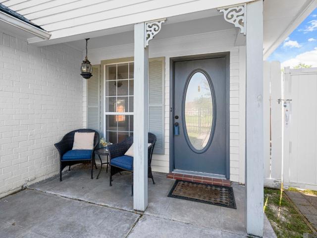 15725 Springwood Ave