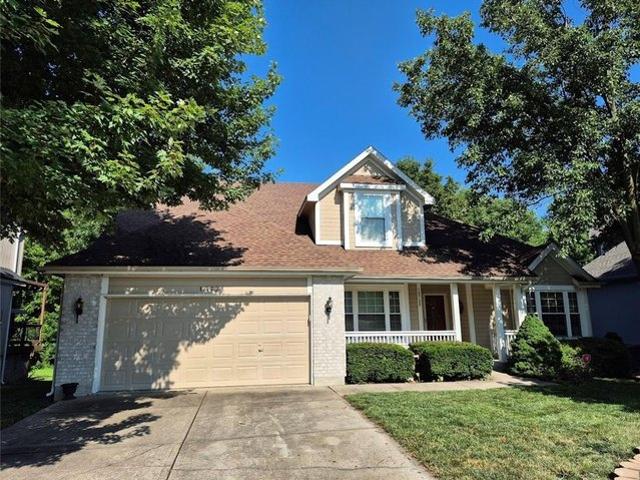 15728 S Madison Dr, Olathe, KS 66062