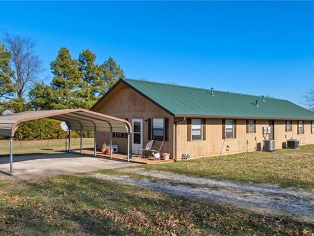 15729 15731 15735 15 Easterling Roa Unit 15729 15 and # 15735 15, Pea Ridge, AR 72751