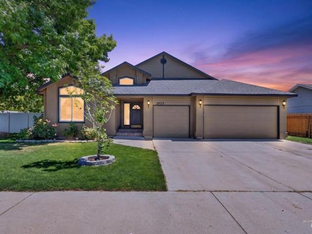 1572 N Tina Marie Ave, Meridian, ID 83642