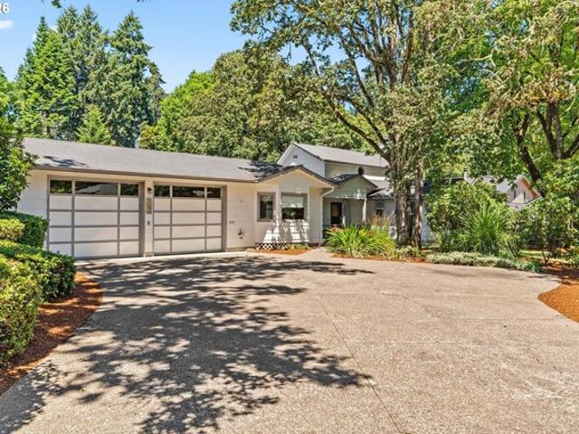 1572 Happy Ln, Eugene, OR 97401