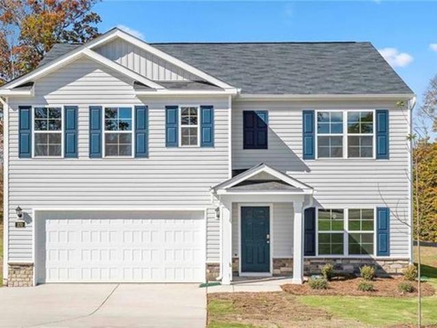 1572 String Dr, Winston Salem, NC 27107