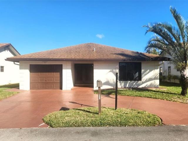 1572 SW 23rd Ter, Deerfield Beach, FL 33442
