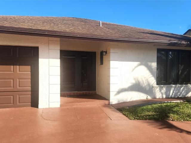 1572 SW 23rd Ter, Deerfield Beach, FL 33442 | MLS #F10546