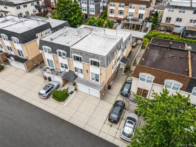 1572 th Street 2