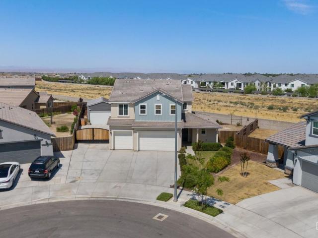 15733 Renteria Dr, Bakersfield, CA