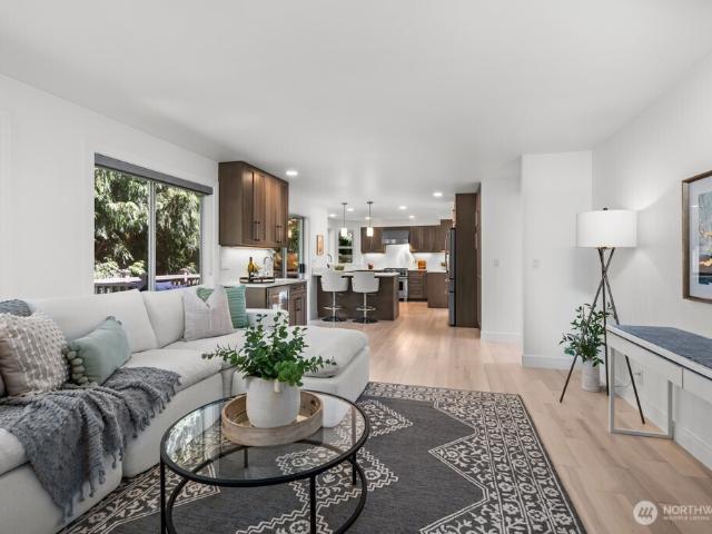 15732 th Ave NE, Bothell, WA 98011 | MLS #2529