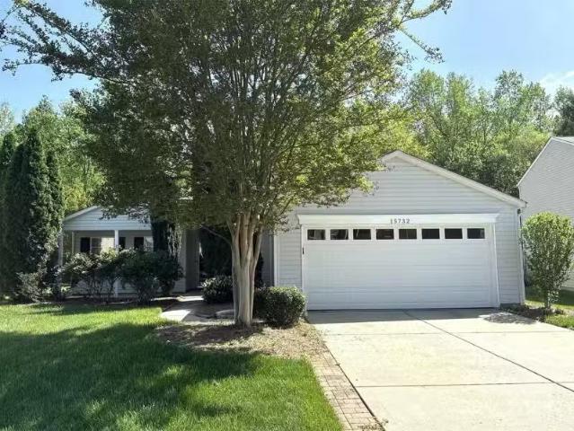 15732 Circlegreen Drive, Charlotte, NC 28273