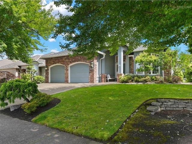 15737 NW Claremont Dr, Portland, OR 97229
