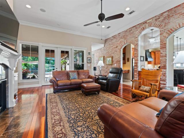 15738 Woodland Trail Ave