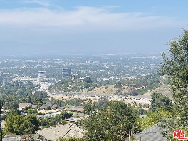 15739 Mulholland Place