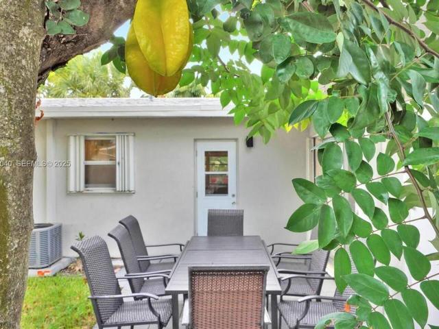 1573 NE 30th Ct, Pompano Beach, FL 33064 | MLS #A11902 | Compass