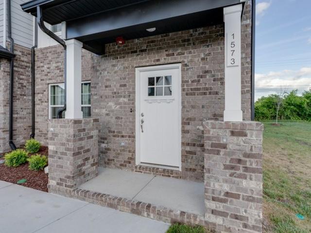 1573 Elliott Williams Pvt Way, Gallatin, TN 37066