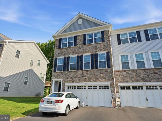 1573 Hickory Lane