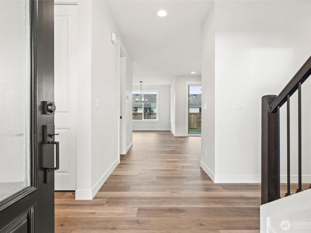 1573 Lockridge Loop E