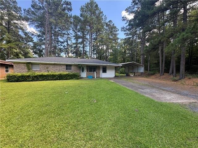 1573 London St, Olla, LA 71465