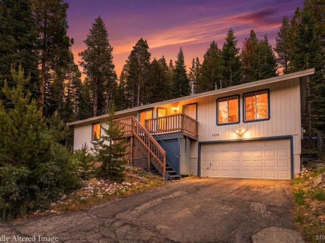 1573 Pebble Beach Dr, South Lake Tahoe, CA 96150