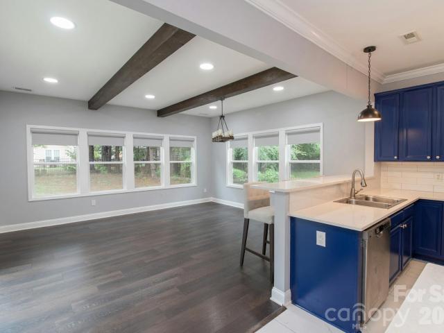1573 Wilburn Park Lane NW