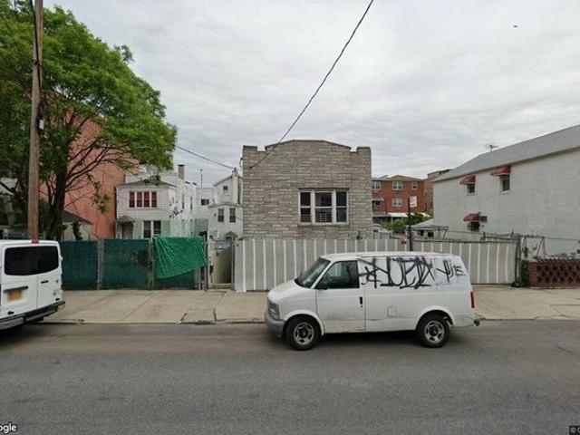 157 28th Ave, Brooklyn, NY 11214
