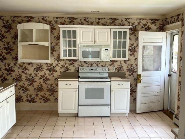 157 7th St 2 Bedroom Apartment for Rent at 157 7th St, Leominster, MA 01453