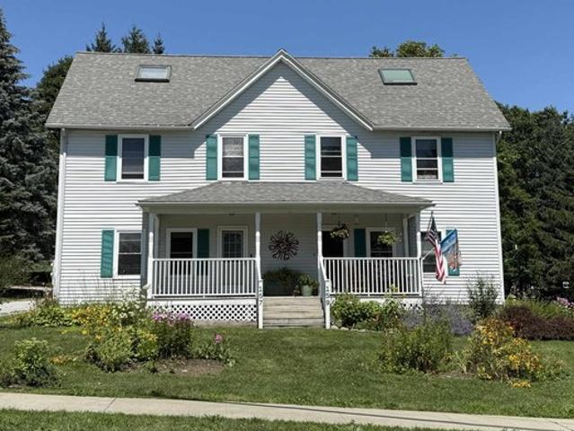 157 Congress St, Saint Albans Town, VT 05478