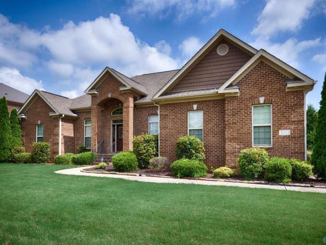 157 Castlewood Drive