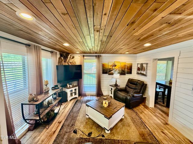 157 Cedar Ridge Private Drive
