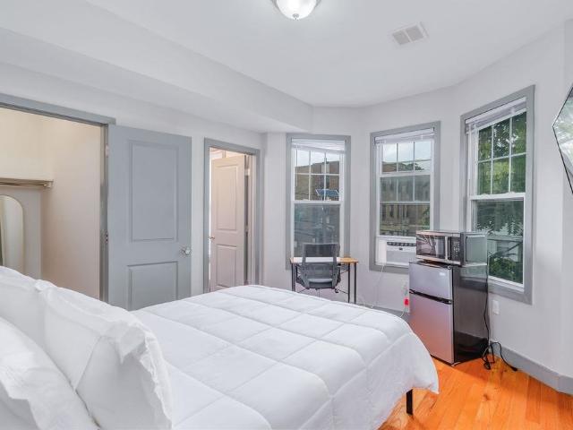 157 Bidwell Ave