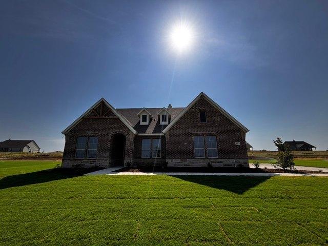 157 Big Sky Rd, Decatur, TX 76234