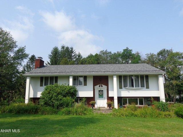 157 Dodson Dr, Portage, PA 15946