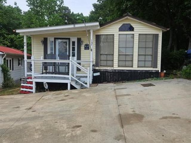 157 Dogwood Cir, New London, NC 28127