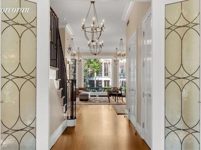 157 E 65th St, New York, NY 10065