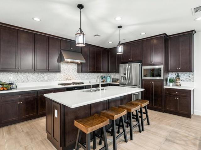 157 E Frost Dr, Mountain House, CA 95391