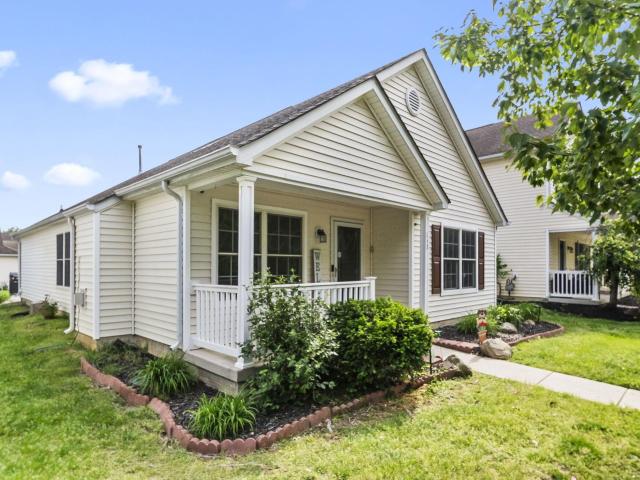 157 Feathertip Lane