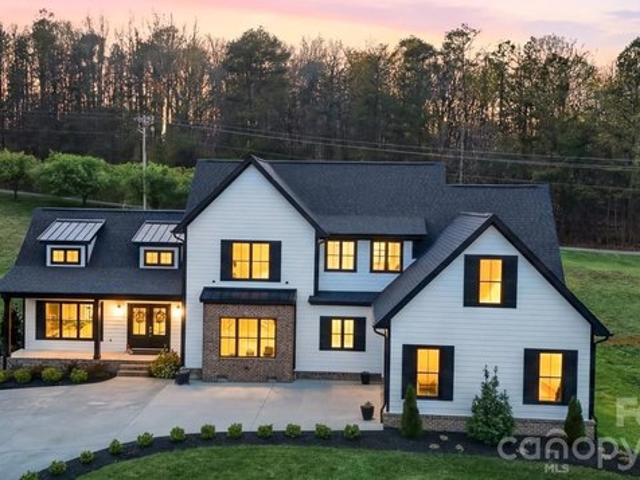 157 Franklin Ln, Taylorsville, NC 28681