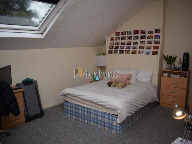 157 Hyde Park Road Hyde Park Leeds. 9 bed house to rent £4,549 pcm £1,050 pw
