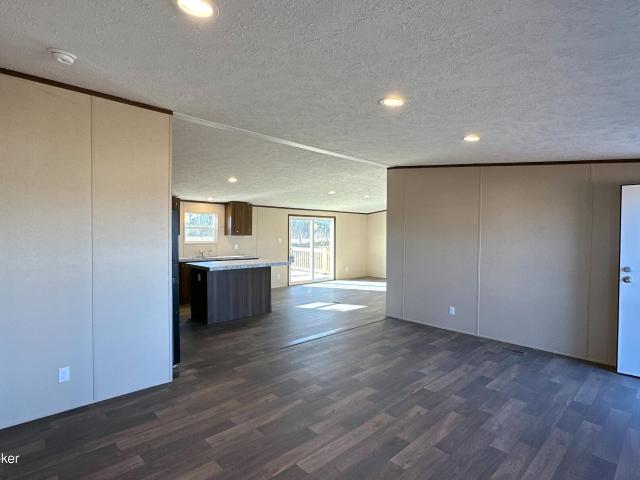157 Joyce Ct