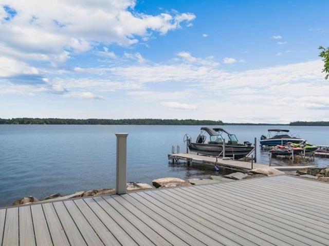 157 Lakeside Landing Rd, Glenburn, ME 04401