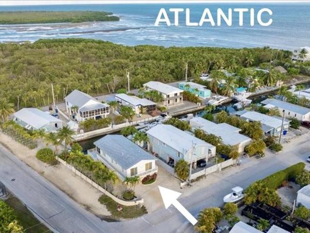 157 Mars Ln, Geiger Key, FL 33040