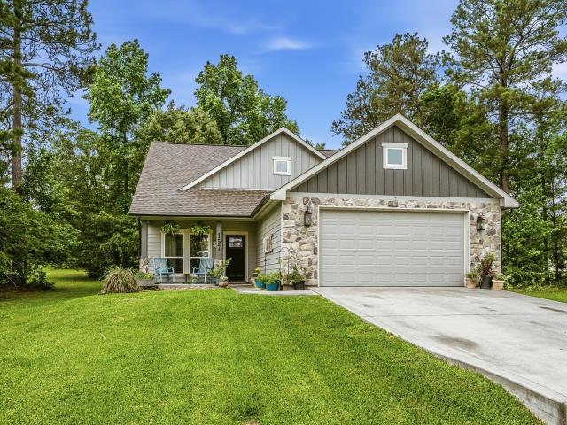 157 N Forest Drive