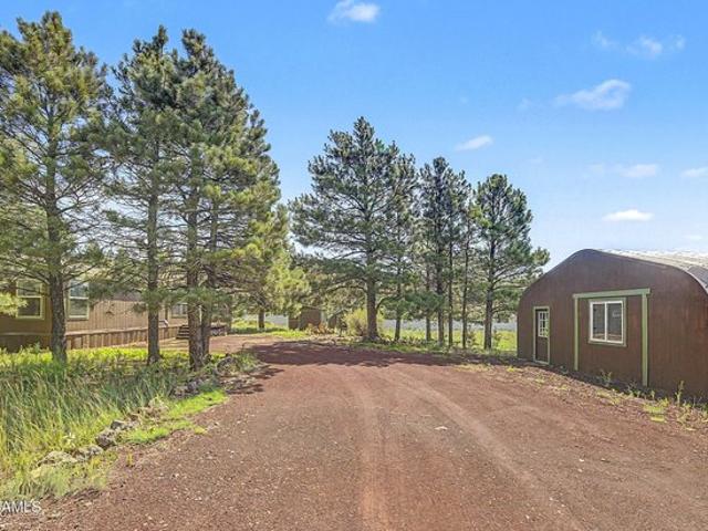 157 N Oak St, Parks, AZ 86018