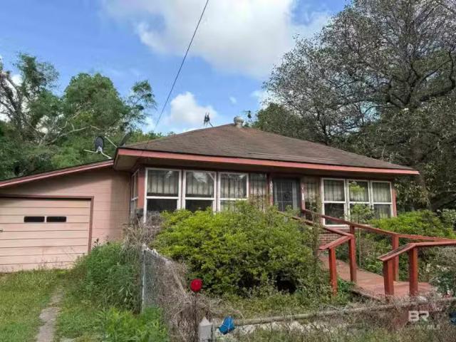 157 N SHELTON BEACH RD, EIGHT MILE, AL 36613 Single Family Res.