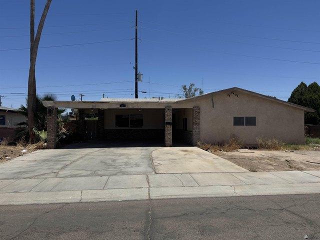 157 S San Clemente Dr, Yuma, AZ 85364