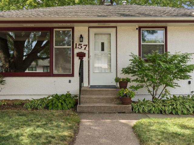 157 Poplar Street W