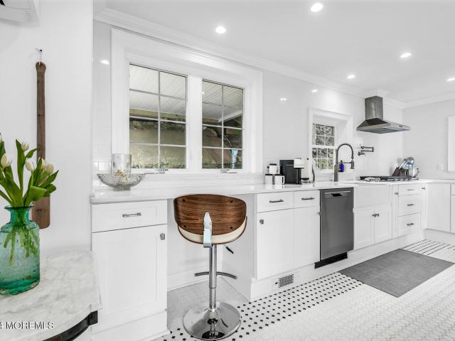 157 Portland Road