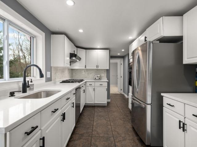 157 Pearl St, Reading, MA 01867 | Compass