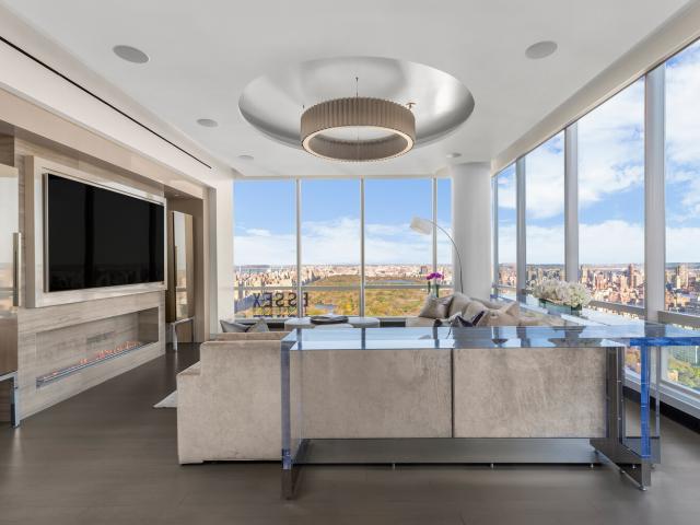 157 W 57TH Street 53B
