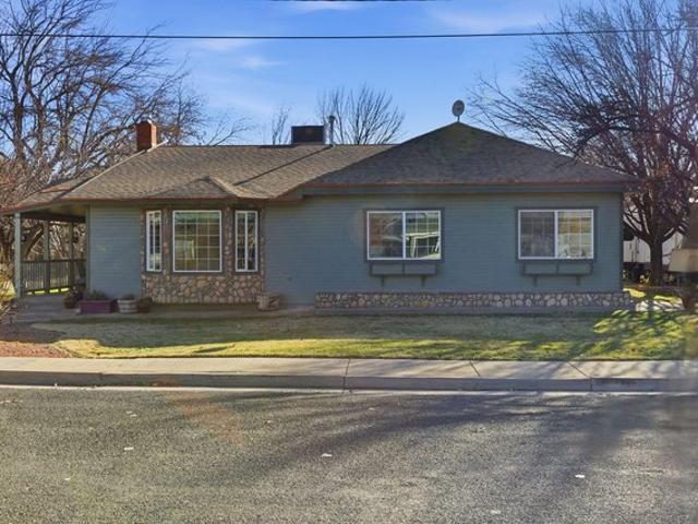 157 W 200 S, Hurricane, UT 84737