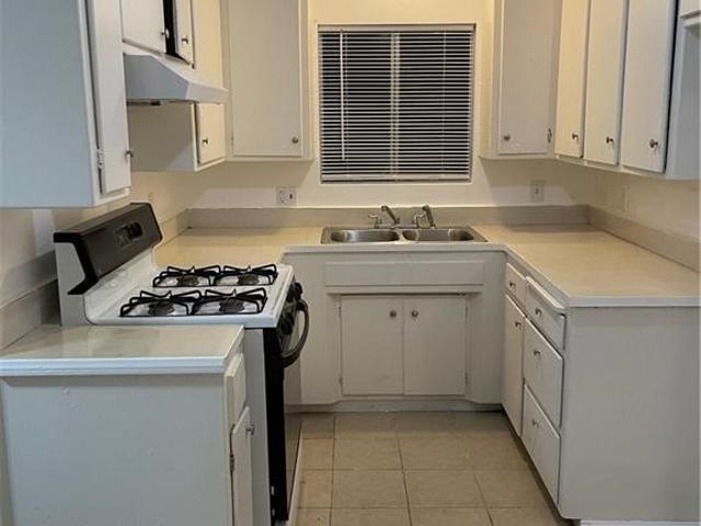 157 W Washburn Ave, San Jacinto, CA 92583 | MLS #DW26046 | Compass